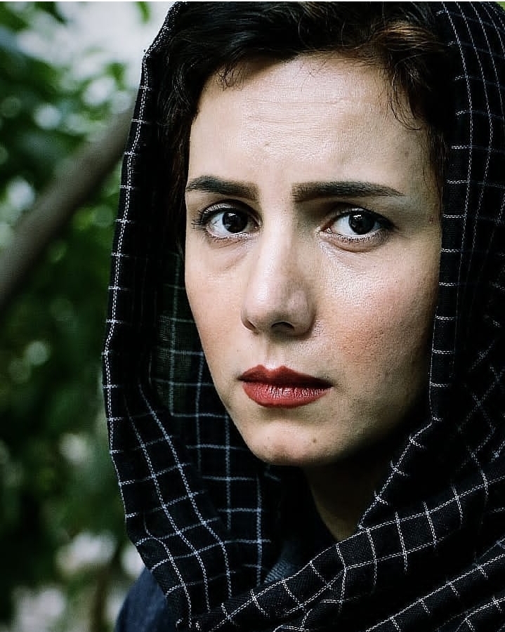 A kilometer of death – Azadeh Karambakhsh Portfolio